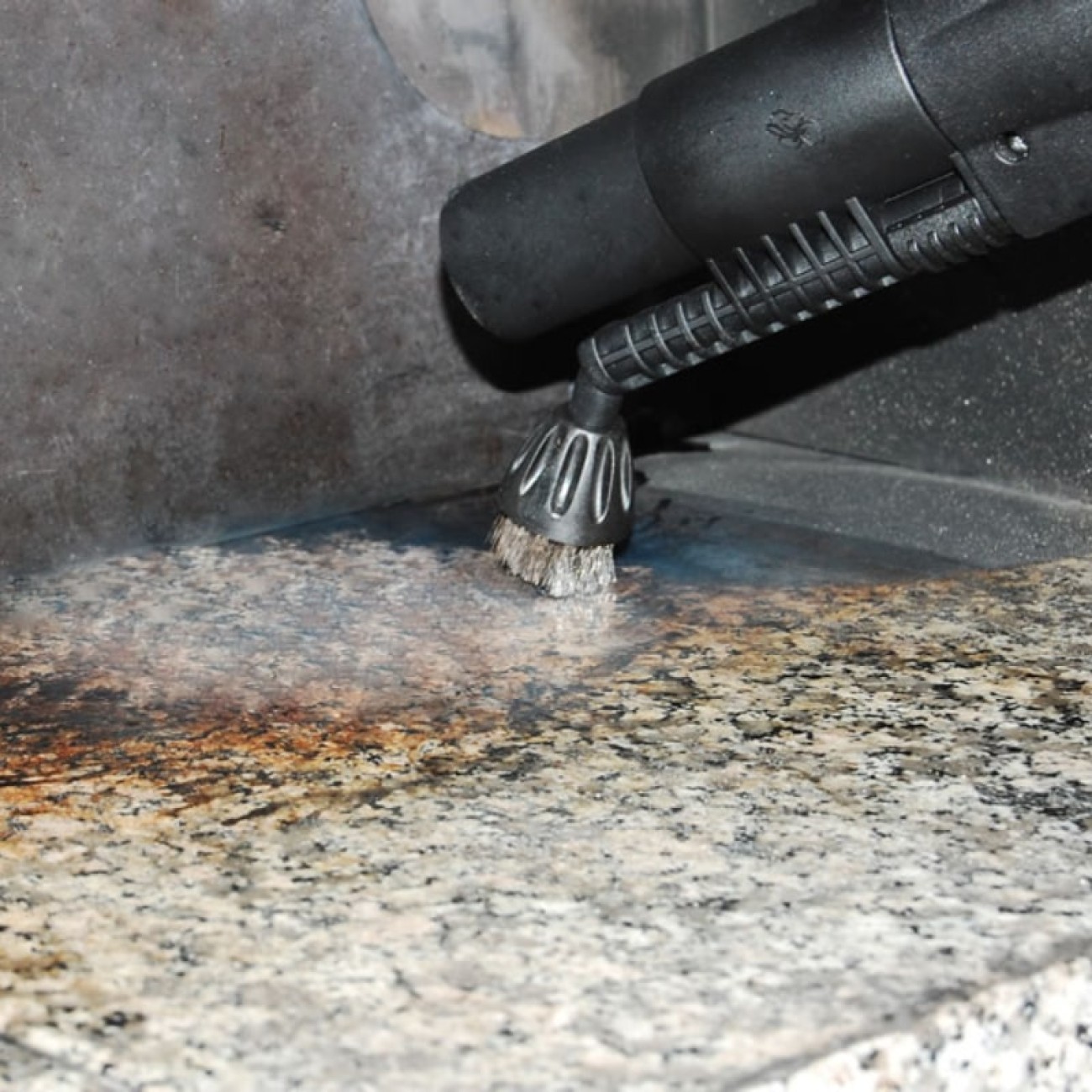 Generator profesional de abur cu aspirare Novaltec Mini Pawnee